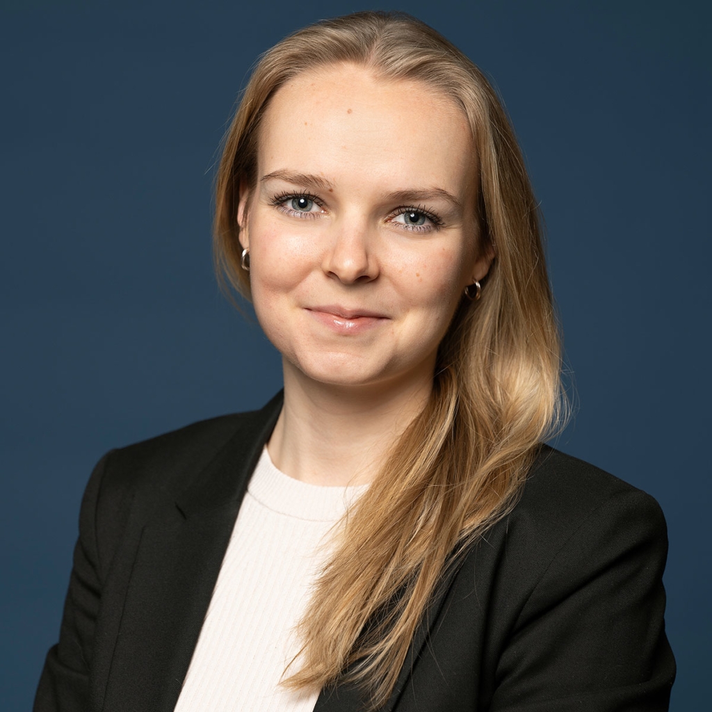 Julie Winberg - Simonsen Vogt Wiig